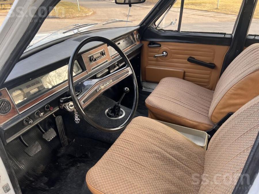 Balts HAZ 24 1980 Rīga, ar dzinēja tilpumu 2.40 L un nobraukumu 50 tūkst. km par 6900 €, foto 12 vietnē AUTOMOTO.COM.LV