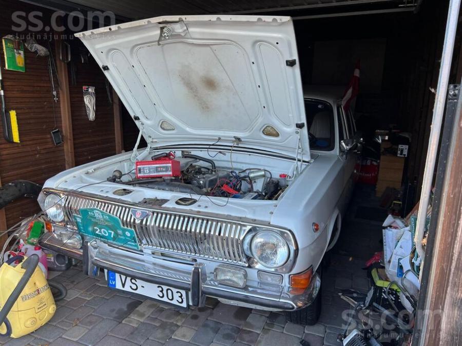 White HAZ 24 1984 in Riga, with an engine capacity of 2.40 L and mileage of 0 thousand km for 10000 €, photo 5 on AUTOMOTO.COM.LV