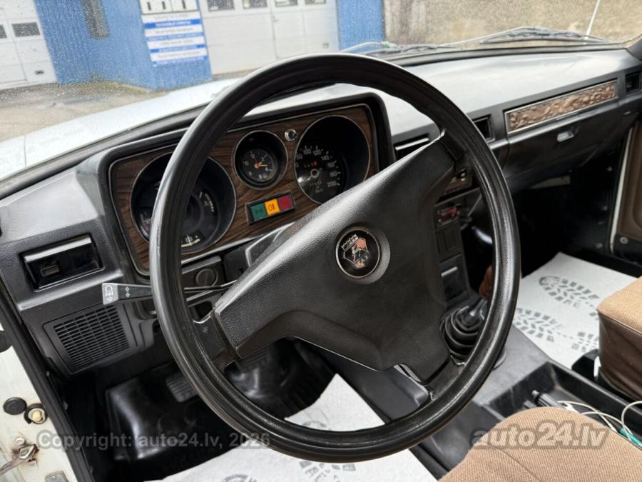 Balts HAZ 24 1988 Tallina, ar dzinēja tilpumu 2.40 L un nobraukumu 176 tūkst. km par 4900 €, foto 5 vietnē AUTOMOTO.COM.LV