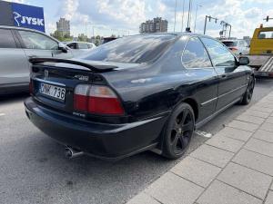 Melns Honda Accord 1998 Viļņa, ar dzinēja tilpumu 2.16 L un nobraukumu 293 tūkst. km par 750 €, foto 7 vietnē AUTOMOTO.COM.LV
