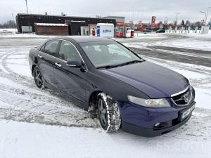 Melns Honda Accord 2003 Rīga, ar dzinēja tilpumu 2.40 L un nobraukumu 320 tūkst. km par 2200 €, foto 2 vietnē AUTOMOTO.COM.LV