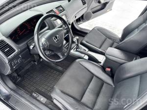 Melns Honda Accord 2003 Rīga, ar dzinēja tilpumu 2.40 L un nobraukumu 320 tūkst. km par 2200 €, foto 9 vietnē AUTOMOTO.COM.LV