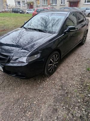 Melns Honda Accord 2004 Jelgava, ar dzinēja tilpumu 2.00 L un nobraukumu 224 tūkst. km par 3300 €, foto 12 vietnē AUTOMOTO.COM.LV