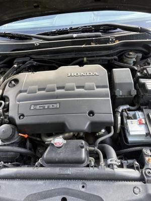 Black Honda Accord 2004 in Plunge, with an engine capacity of 2.20 L and mileage of 280 thousand km for 700 €, photo  on AUTOMOTO.COM.LV