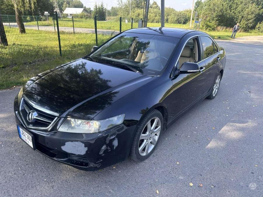Black Honda Accord 2005 in Vilnius, with an engine capacity of 2.35 L and mileage of 370 thousand km for 1500 €, photo 1 on AUTOMOTO.COM.LV