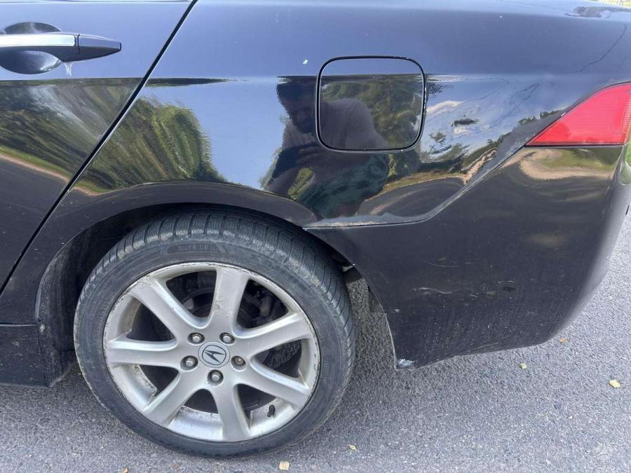 Black Honda Accord 2005 in Vilnius, with an engine capacity of 2.35 L and mileage of 370 thousand km for 1500 €, photo 10 on AUTOMOTO.COM.LV