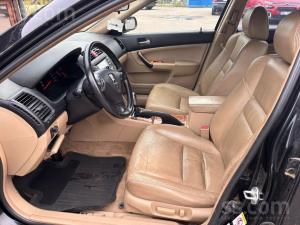 Melns Honda Accord 2005 Rīga, ar dzinēja tilpumu 2.40 L un nobraukumu 355 tūkst. km par 790 €, foto 10 vietnē AUTOMOTO.COM.LV