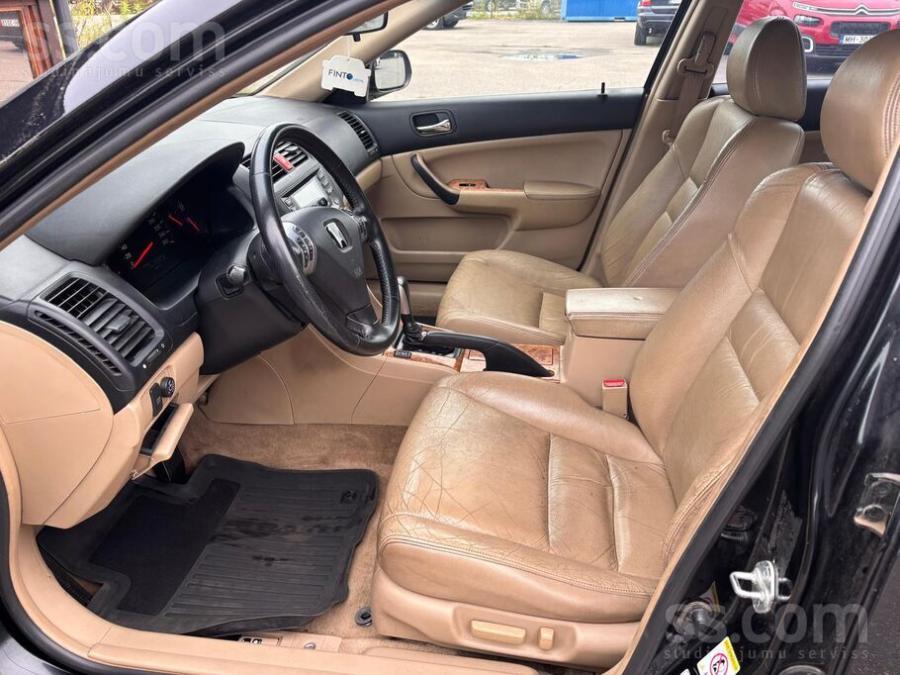 Melns Honda Accord 2005 Rīga, ar dzinēja tilpumu 2.40 L un nobraukumu 355 tūkst. km par 790 €, foto 10 vietnē AUTOMOTO.COM.LV