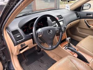 Melns Honda Accord 2005 Rīga, ar dzinēja tilpumu 2.40 L un nobraukumu 355 tūkst. km par 790 €, foto 11 vietnē AUTOMOTO.COM.LV