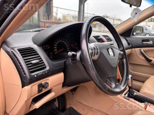 Melns Honda Accord 2005 Rīga, ar dzinēja tilpumu 2.40 L un nobraukumu 355 tūkst. km par 790 €, foto 12 vietnē AUTOMOTO.COM.LV