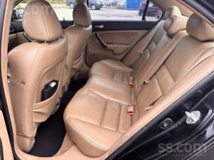 Melns Honda Accord 2005 Rīga, ar dzinēja tilpumu 2.40 L un nobraukumu 355 tūkst. km par 790 €, foto 17 vietnē AUTOMOTO.COM.LV