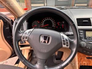 Melns Honda Accord 2005 Rīga, ar dzinēja tilpumu 2.40 L un nobraukumu 355 tūkst. km par 790 €, foto 20 vietnē AUTOMOTO.COM.LV