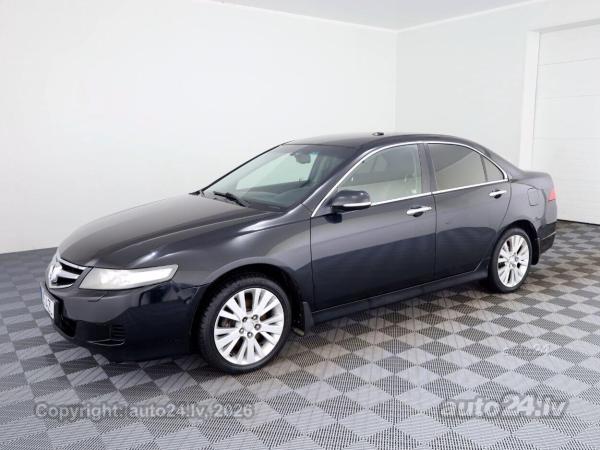 Black Honda Accord 2006 in Tallinn, with an engine capacity of 2.00 L and mileage of 289 thousand km for 1999 €, photo 2 on AUTOMOTO.COM.LV