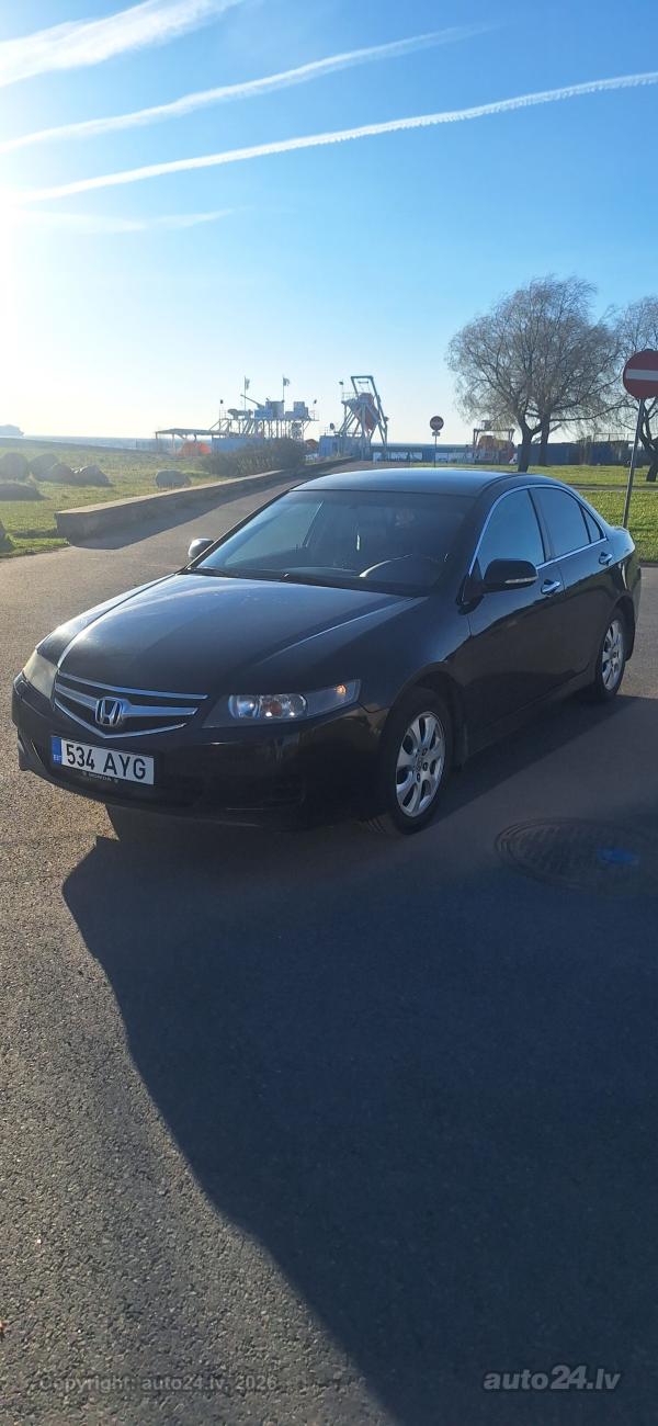 Melns Honda Accord 2006 Tallina, ar dzinēja tilpumu 2.20 L un nobraukumu 311 tūkst. km par 2000 €, foto 2 vietnē AUTOMOTO.COM.LV
