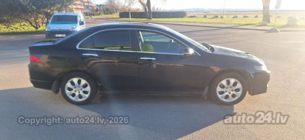 Melns Honda Accord 2006 Tallina, ar dzinēja tilpumu 2.20 L un nobraukumu 311 tūkst. km par 2000 €, foto 9 vietnē AUTOMOTO.COM.LV