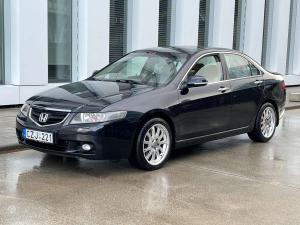 Black Honda Accord 2006 in Vilnius, with an engine capacity of 2.35 L and mileage of 320 thousand km for 1250 €, photo  on AUTOMOTO.COM.LV