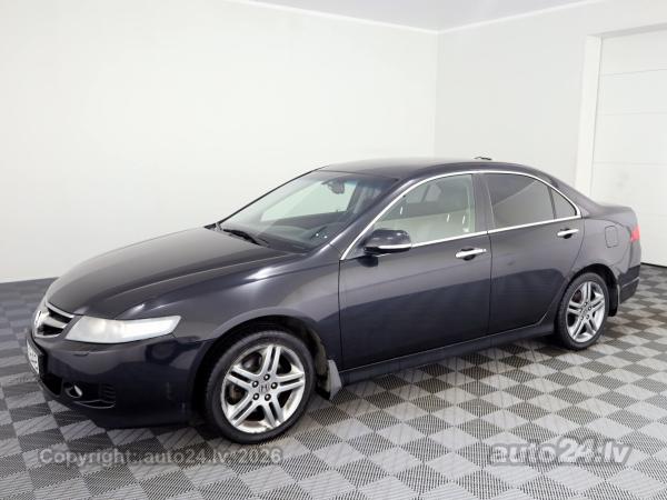Melns Honda Accord 2007 Tallina, ar dzinēja tilpumu 2.00 L un nobraukumu 172 tūkst. km par 899 €, foto 2 vietnē AUTOMOTO.COM.LV