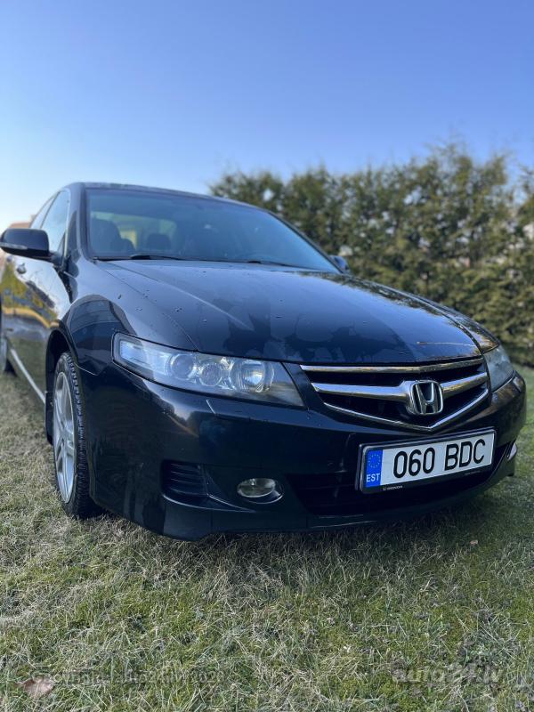 Melns Honda Accord 2007 Viljandi, ar dzinēja tilpumu 2.00 L un nobraukumu 282 tūkst. km par 2900 €, foto 3 vietnē AUTOMOTO.COM.LV