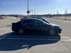 Melns Honda Accord 2007 Rīga, ar dzinēja tilpumu 2.00 L un nobraukumu 261 tūkst. km par 3495 €, foto 4 vietnē AUTOMOTO.COM.LV