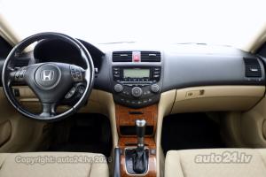 Melns Honda Accord 2007 Tallina, ar dzinēja tilpumu 2.40 L un nobraukumu 309 tūkst. km par 1299 €, foto 6 vietnē AUTOMOTO.COM.LV