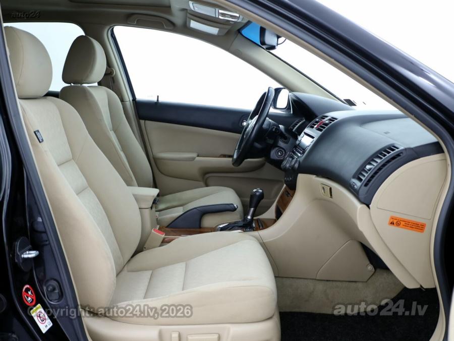 Melns Honda Accord 2007 Tallina, ar dzinēja tilpumu 2.40 L un nobraukumu 309 tūkst. km par 1299 €, foto 7 vietnē AUTOMOTO.COM.LV