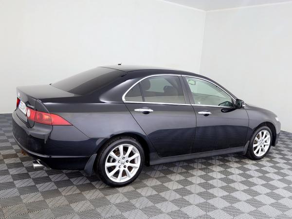 Melns Honda Accord 2007 Tallina, ar dzinēja tilpumu 2.40 L un nobraukumu 309 tūkst. km par 1299 €, foto 10 vietnē AUTOMOTO.COM.LV
