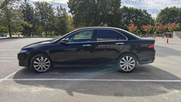 Melns Honda Accord 2007 Viļņa, ar dzinēja tilpumu 2.20 L un nobraukumu 196 tūkst. km par 1700 €, foto 5 vietnē AUTOMOTO.COM.LV