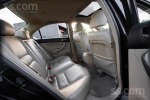 Black Honda Accord 2007 in Jelgava, with an engine capacity of 2.20 L and mileage of 0 thousand km for 2200 €, photo 12 on AUTOMOTO.COM.LV