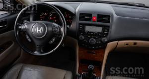 Black Honda Accord 2007 in Jelgava, with an engine capacity of 2.20 L and mileage of 0 thousand km for 2200 €, photo 14 on AUTOMOTO.COM.LV