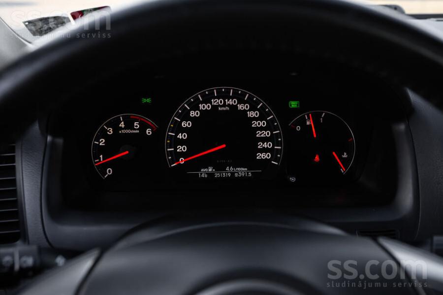 Black Honda Accord 2007 in Jelgava, with an engine capacity of 2.20 L and mileage of 0 thousand km for 2200 €, photo 21 on AUTOMOTO.COM.LV