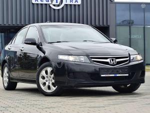 Black Honda Accord 2008 in Siauliai, with an engine capacity of 2.00 L and mileage of 190 thousand km for 3550 €, photo  on AUTOMOTO.COM.LV