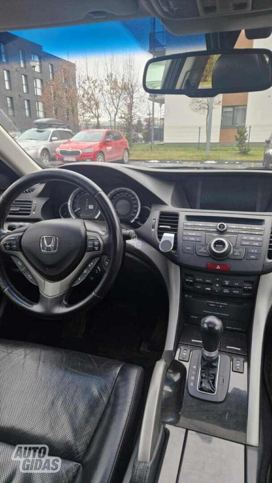Melns Honda Accord 2008 Kauņa, ar dzinēja tilpumu 2.40 L un nobraukumu 267 tūkst. km par 3000 €, foto 17 vietnē AUTOMOTO.COM.LV