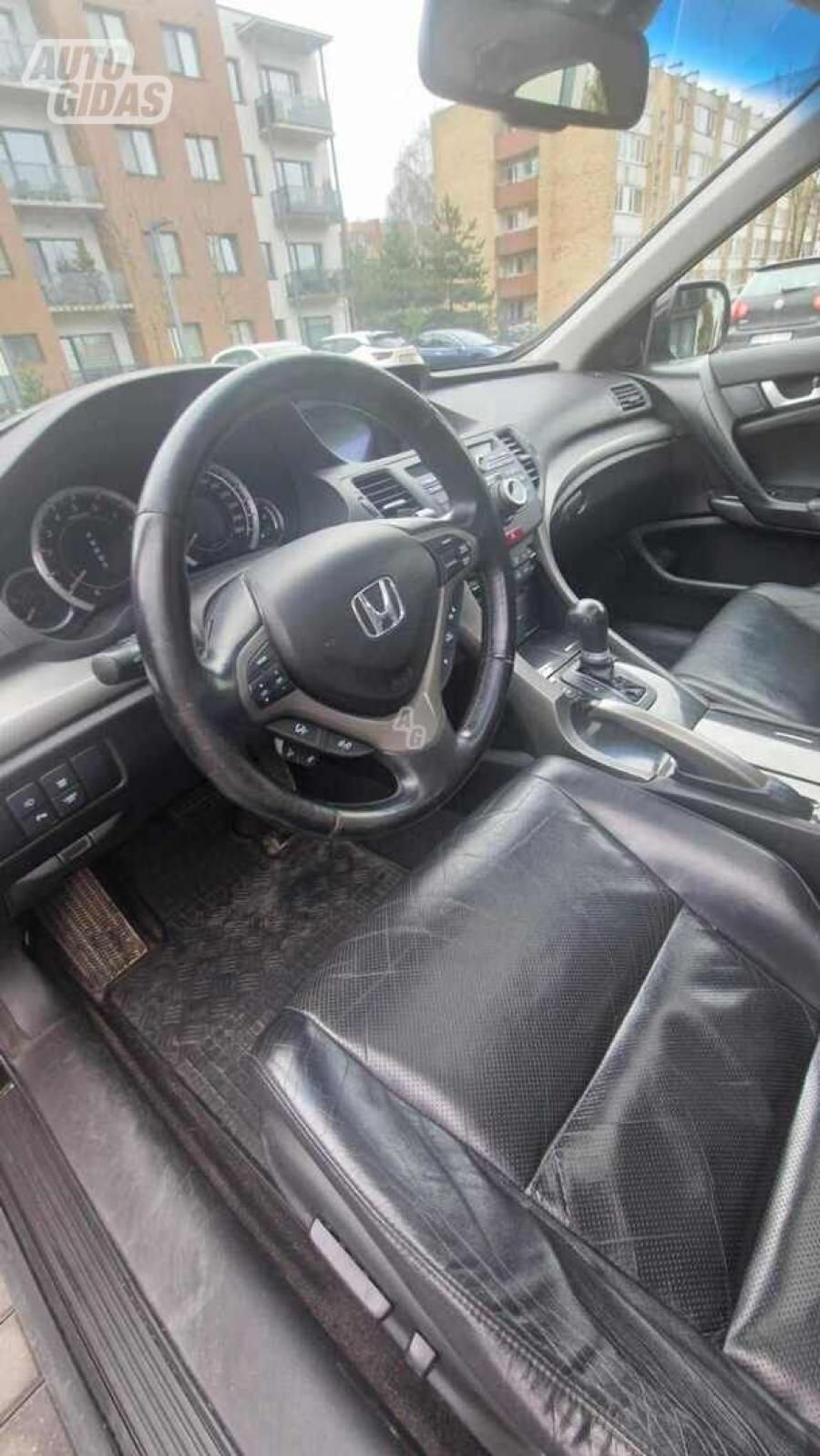 Melns Honda Accord 2008 Kauņa, ar dzinēja tilpumu 2.40 L un nobraukumu 267 tūkst. km par 3000 €, foto 26 vietnē AUTOMOTO.COM.LV