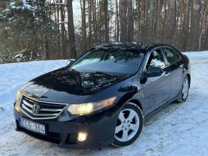 Black Honda Accord 2008 in Vilnius, with an engine capacity of 2.35 L and mileage of 277 thousand km for 3450 €, photo 4 on AUTOMOTO.COM.LV