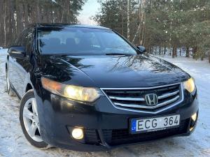 Black Honda Accord 2008 in Vilnius, with an engine capacity of 2.35 L and mileage of 277 thousand km for 3450 €, photo 11 on AUTOMOTO.COM.LV