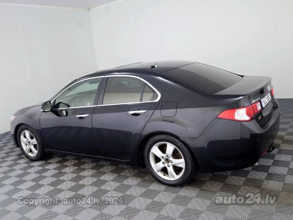 Melns Honda Accord 2008 Tallina, ar dzinēja tilpumu 2.40 L un nobraukumu 219 tūkst. km par 2799 €, foto 4 vietnē AUTOMOTO.COM.LV