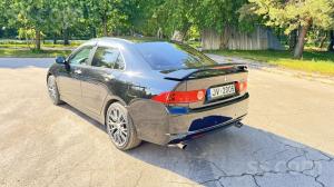 Melns Honda Accord 2008 Rīga, ar dzinēja tilpumu 2.40 L un nobraukumu 360 tūkst. km par 3500 €, foto 7 vietnē AUTOMOTO.COM.LV