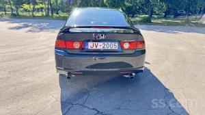 Melns Honda Accord 2008 Rīga, ar dzinēja tilpumu 2.40 L un nobraukumu 360 tūkst. km par 3500 €, foto 8 vietnē AUTOMOTO.COM.LV