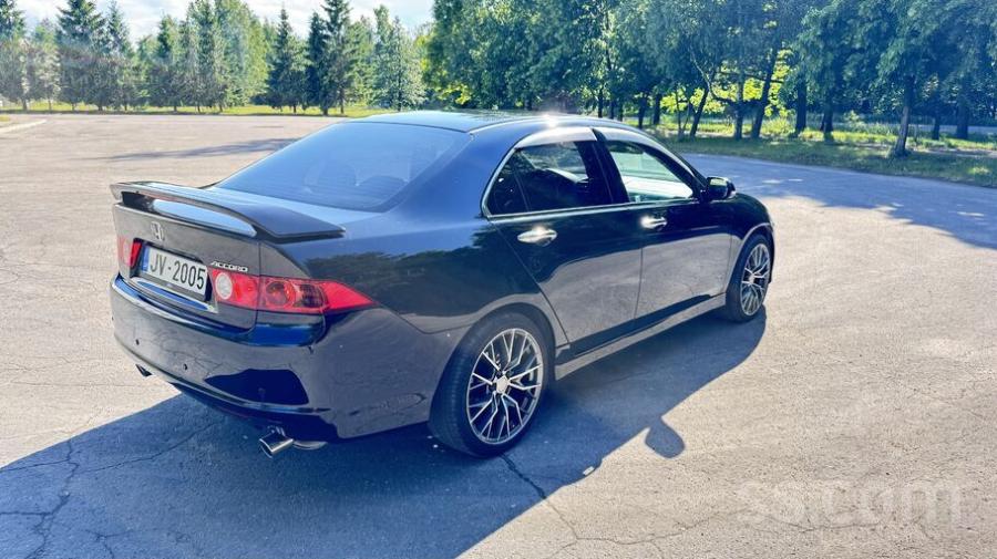 Melns Honda Accord 2008 Rīga, ar dzinēja tilpumu 2.40 L un nobraukumu 360 tūkst. km par 3500 €, foto 9 vietnē AUTOMOTO.COM.LV
