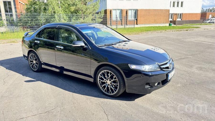 Melns Honda Accord 2008 Rīga, ar dzinēja tilpumu 2.40 L un nobraukumu 360 tūkst. km par 3500 €, foto 11 vietnē AUTOMOTO.COM.LV