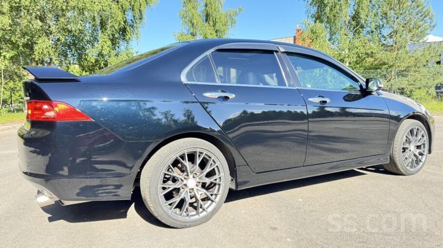 Melns Honda Accord 2008 Rīga, ar dzinēja tilpumu 2.40 L un nobraukumu 360 tūkst. km par 3500 €, foto 16 vietnē AUTOMOTO.COM.LV