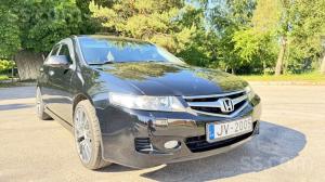 Melns Honda Accord 2008 Rīga, ar dzinēja tilpumu 2.40 L un nobraukumu 360 tūkst. km par 3500 €, foto 19 vietnē AUTOMOTO.COM.LV