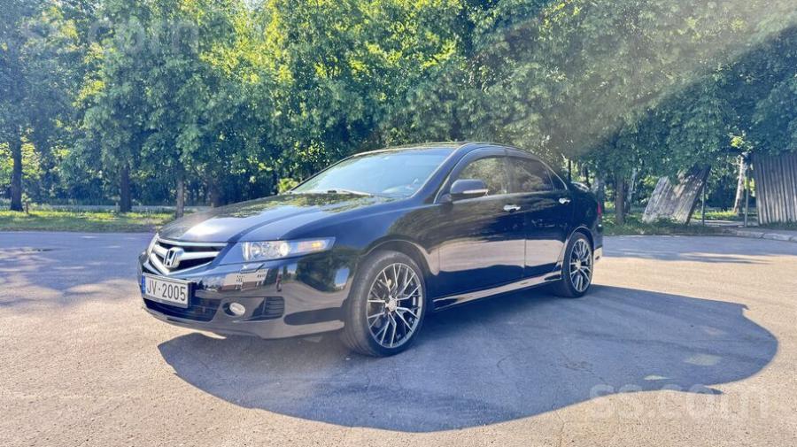 Melns Honda Accord 2008 Rīga, ar dzinēja tilpumu 2.40 L un nobraukumu 360 tūkst. km par 3500 €, foto 23 vietnē AUTOMOTO.COM.LV