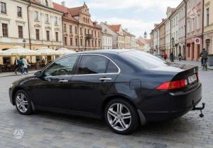 Melns Honda Accord 2008 Šauļi, ar dzinēja tilpumu 2.00 L un nobraukumu 172 tūkst. km par 3850 €, foto 3 vietnē AUTOMOTO.COM.LV