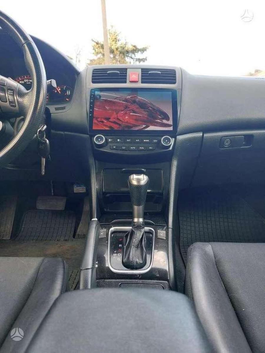 Melns Honda Accord 2008 Šauļi, ar dzinēja tilpumu 2.00 L un nobraukumu 172 tūkst. km par 3850 €, foto 16 vietnē AUTOMOTO.COM.LV