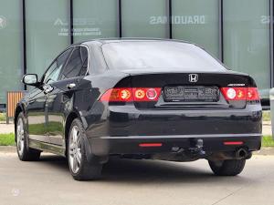 Melns Honda Accord 2008 Šauļi, ar dzinēja tilpumu 2.00 L un nobraukumu 173 tūkst. km par 3750 €, foto 3 vietnē AUTOMOTO.COM.LV