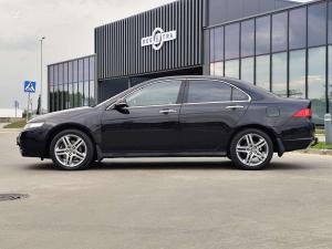 Melns Honda Accord 2008 Šauļi, ar dzinēja tilpumu 2.00 L un nobraukumu 173 tūkst. km par 3750 €, foto 4 vietnē AUTOMOTO.COM.LV