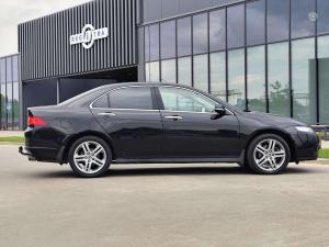 Melns Honda Accord 2008 Šauļi, ar dzinēja tilpumu 2.00 L un nobraukumu 173 tūkst. km par 3750 €, foto 8 vietnē AUTOMOTO.COM.LV