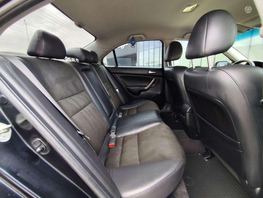 Melns Honda Accord 2008 Šauļi, ar dzinēja tilpumu 2.00 L un nobraukumu 173 tūkst. km par 3750 €, foto 13 vietnē AUTOMOTO.COM.LV