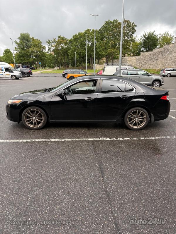 Melns Honda Accord 2008 Tallina, ar dzinēja tilpumu 2.00 L un nobraukumu 288 tūkst. km par 4000 €, foto 2 vietnē AUTOMOTO.COM.LV